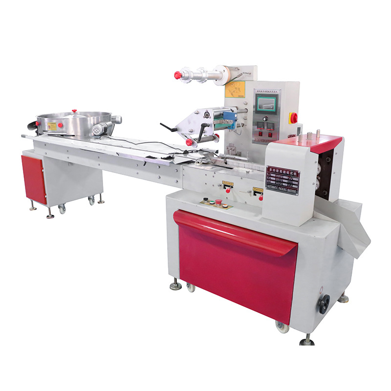 Fully automatic horizontal candy packaging machine